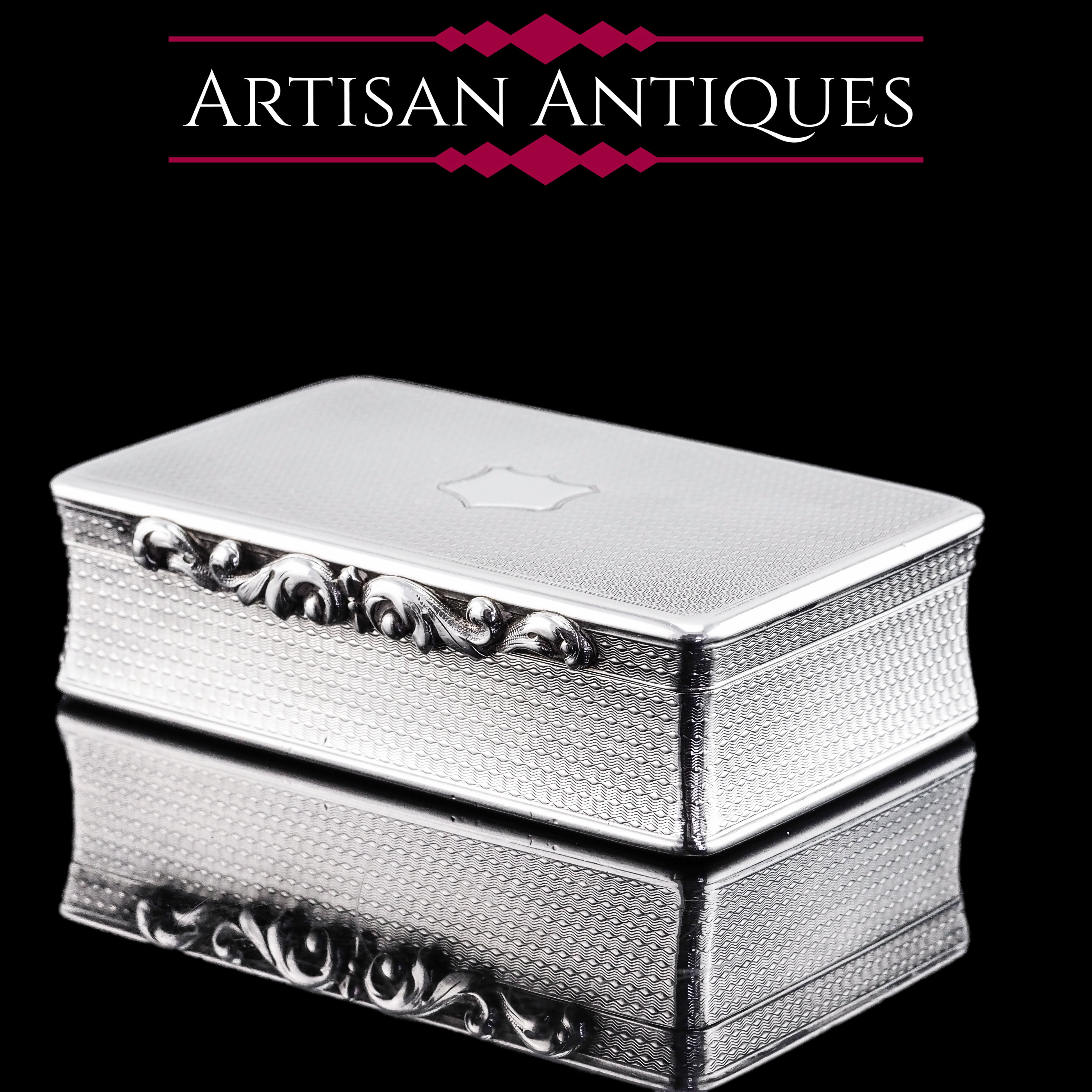 Antique Solid Silver Georgian Snuff Box with Ornate Acanthus Thumbpiec ...